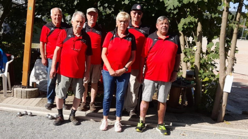 Warzer Bouler steigen in die Bezirksoberliga auf – TSV Warzen